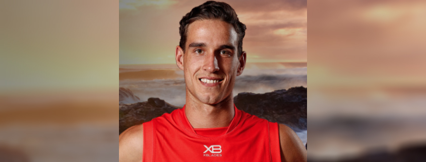 Star forward Ben King signs new deal at Suns