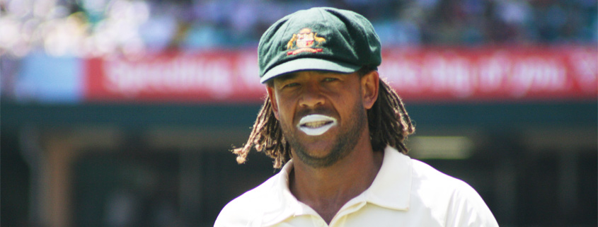 Cricketer Andrew Symonds dies in car crash