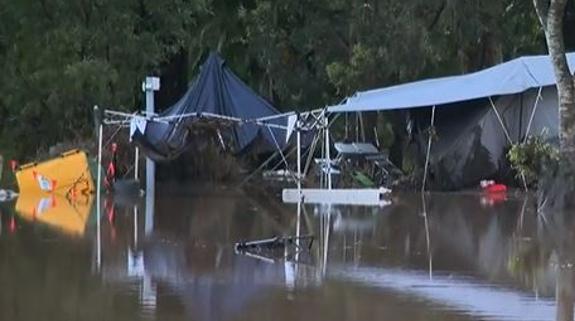 UPDATE | Weather Bureau lifts flood warning for Gold Coast