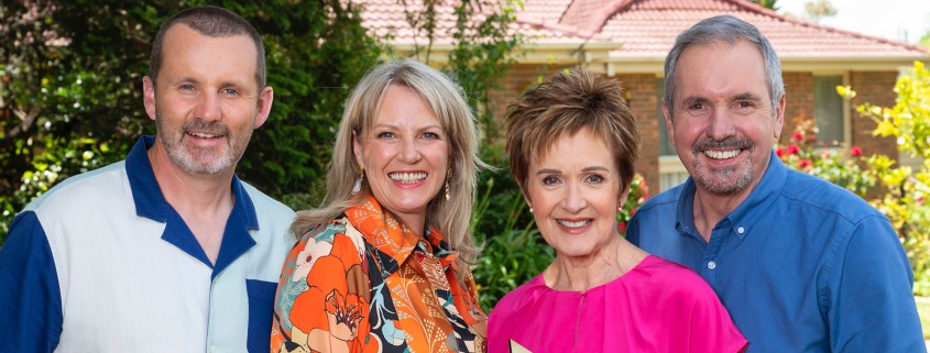 Neighbours cast return to Ramsay St next month