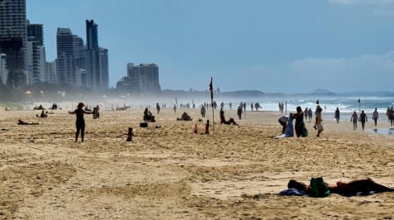 More “muggy, uncomfortable” weather ahead for the Gold Coast