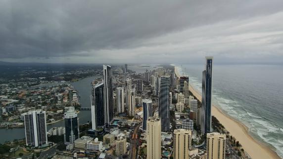 Storm action hits the Gold Coast as severe thunderstorm warning issued