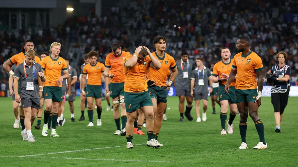 Wallabies fall to Fiji in World Cup horror show