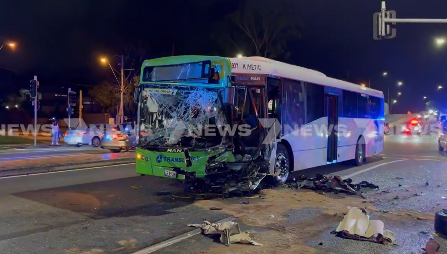 "Chaotic scene" Eight injured after Jeep collides head-on with bus in ...