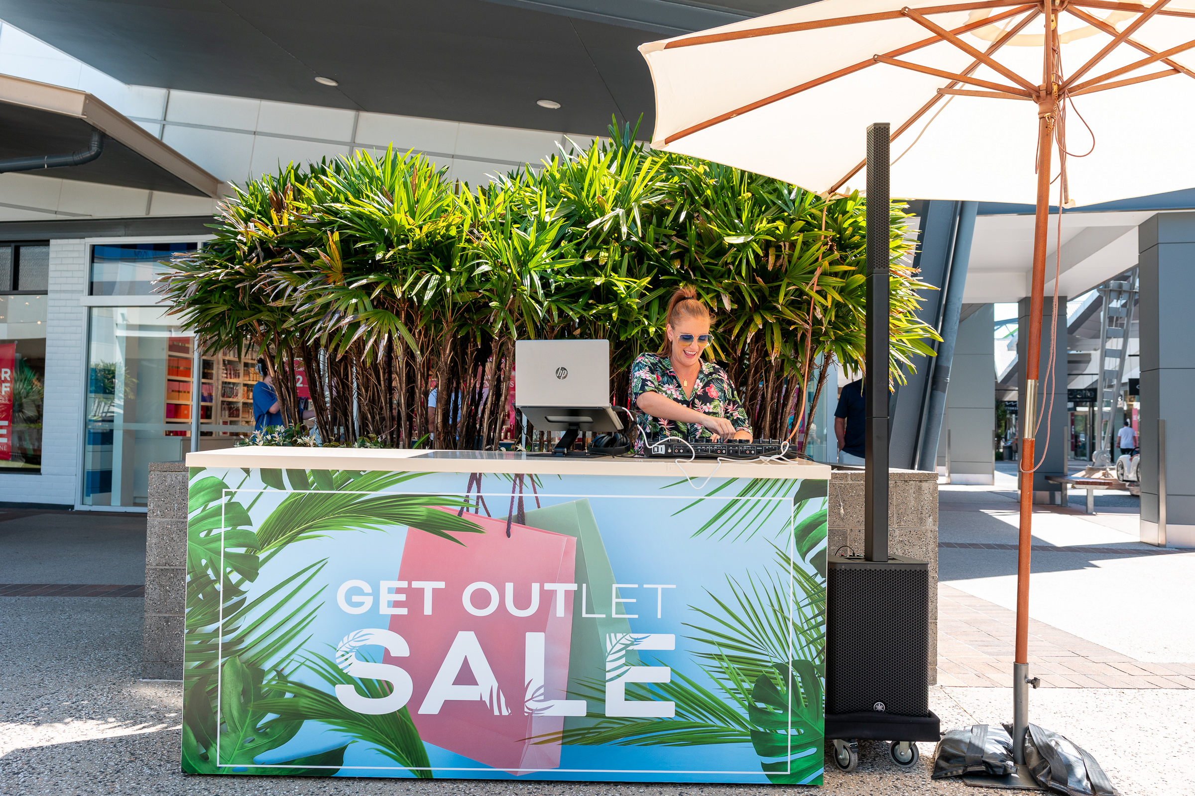 Harbour Town Premium Outlets MASSIVE Get Outlet Sale