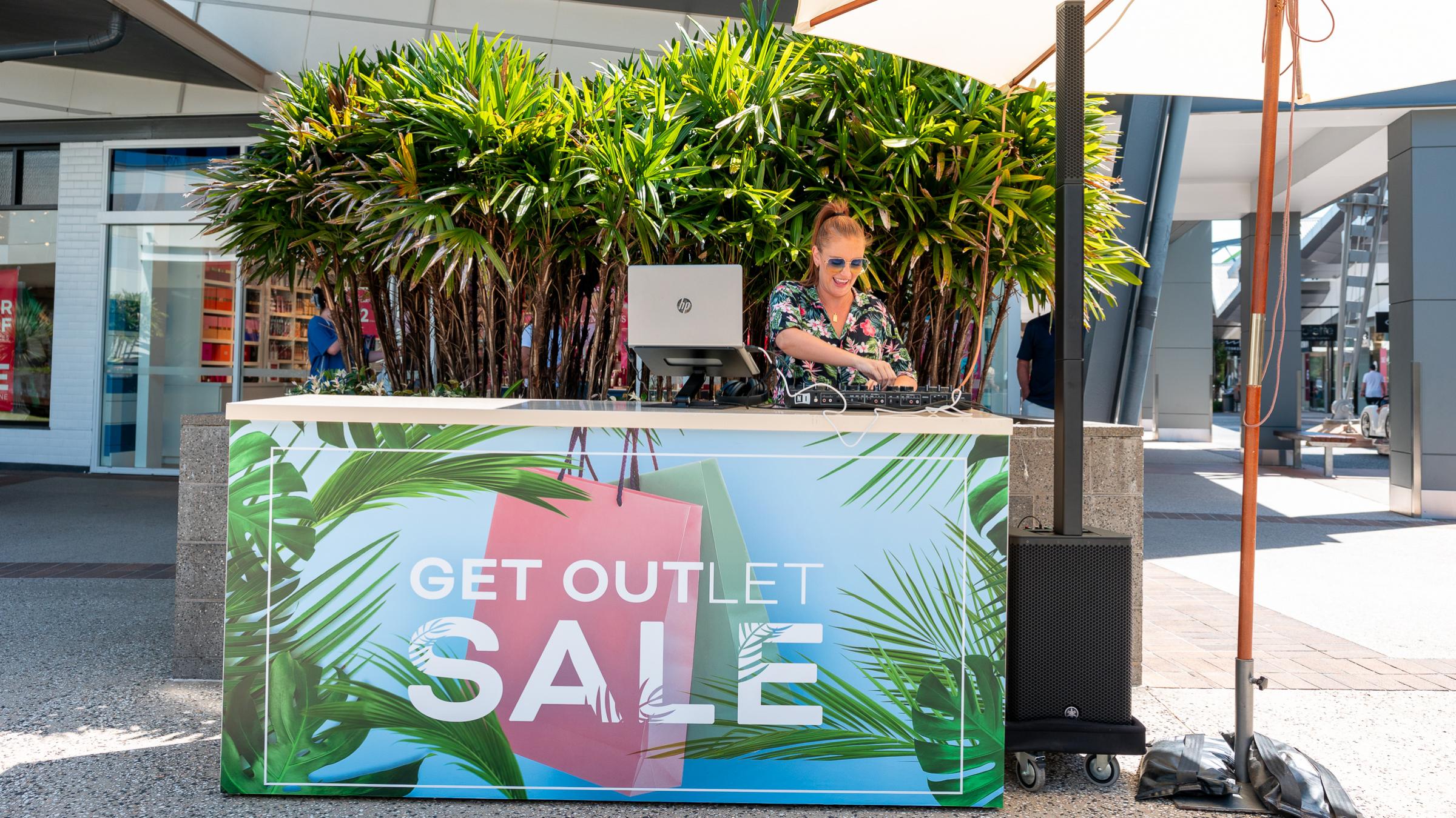Harbour Town Premium Outlets MASSIVE Get Outlet Sale