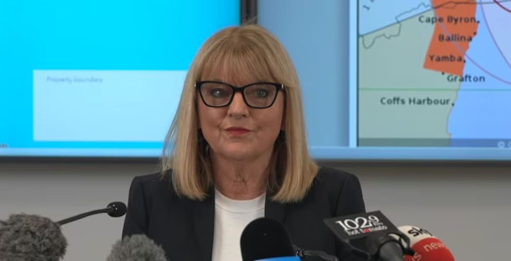 Council's tribute to Donna Gates as she prepares to step down as Deputy ...