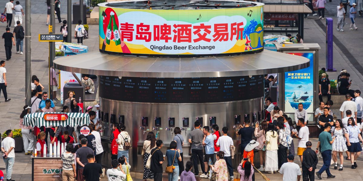 This Bar In China Lets People Trade Beer Like Stocks